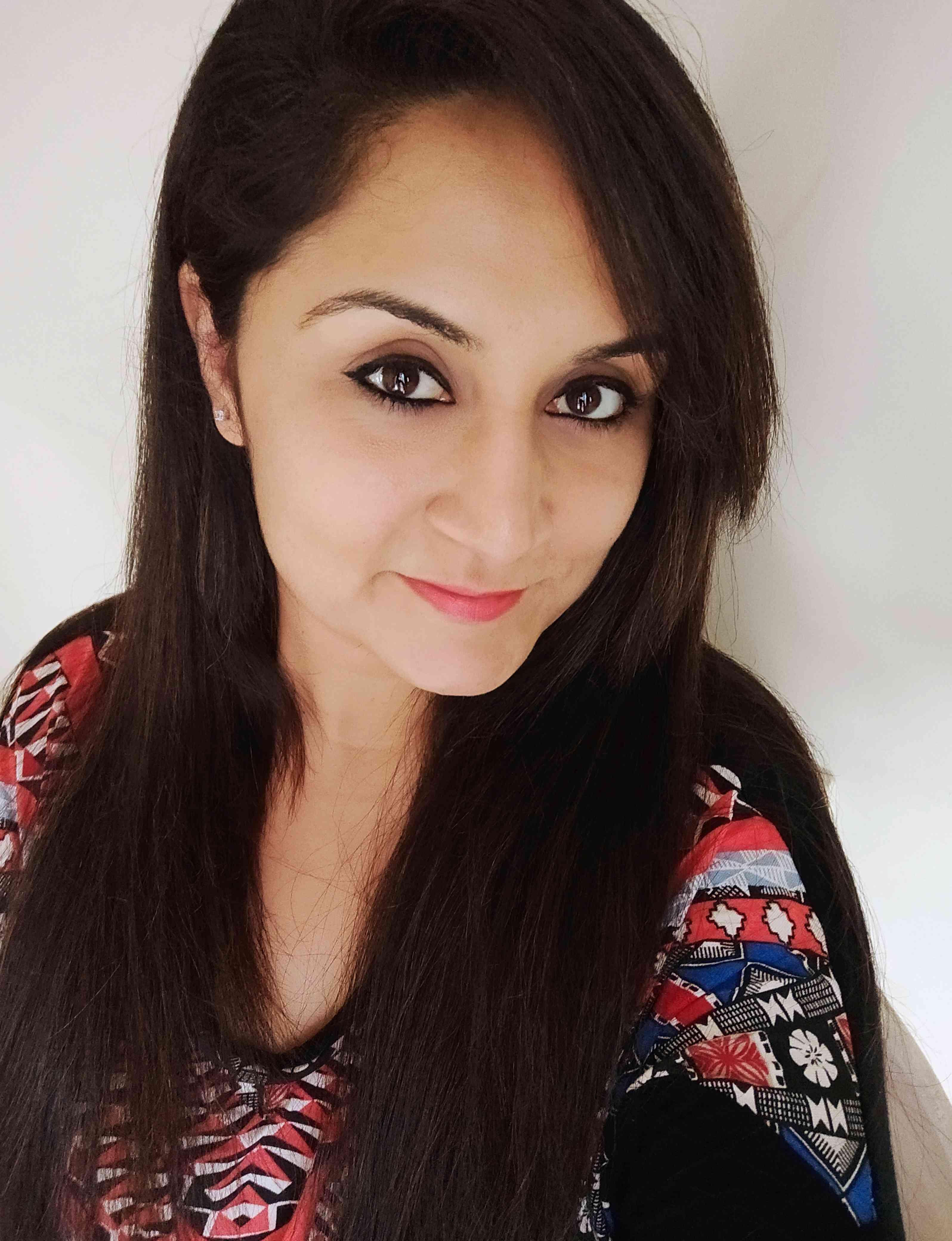 Ms. Tina Chowhan|Tarot Card Reading|Life Positive